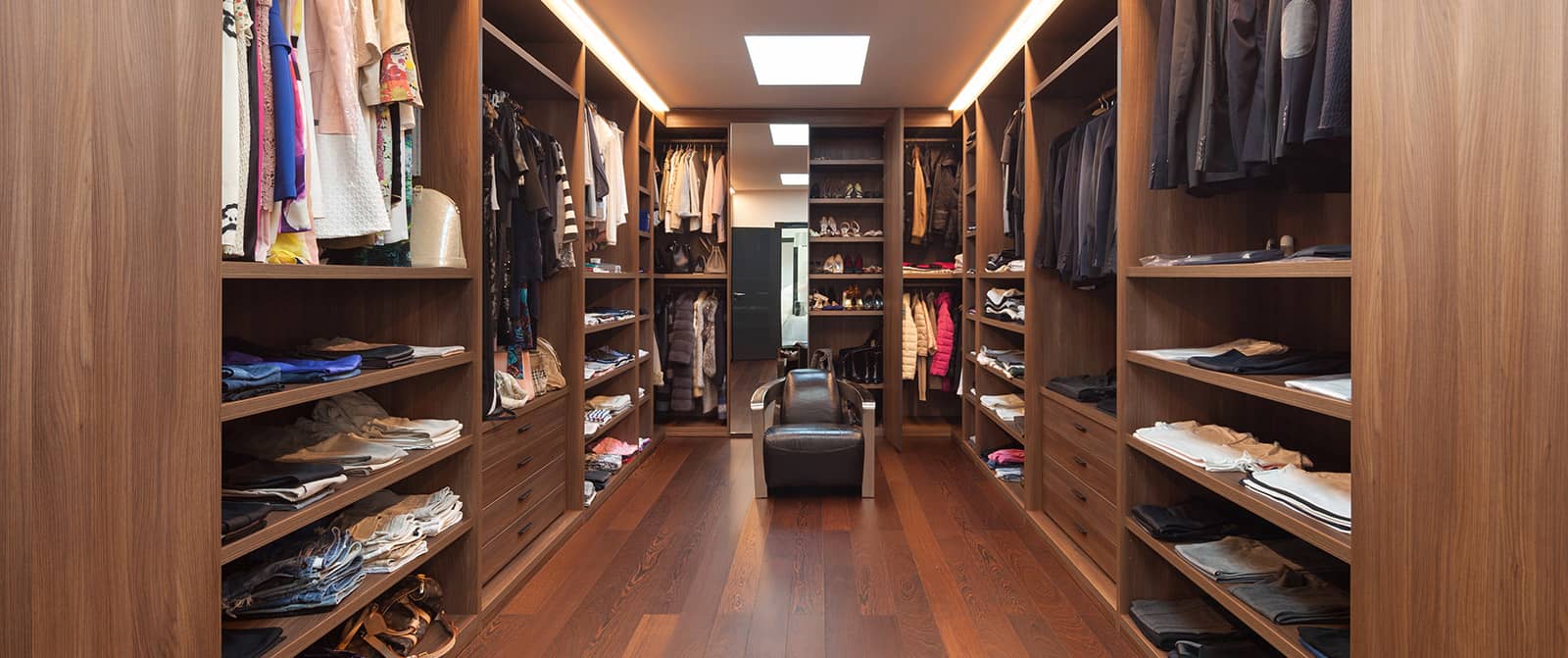 How Deep Should a Wardrobe Be? 6 tips for planning your wardrobe